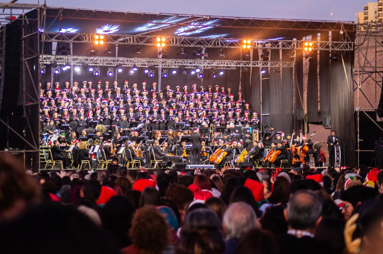 Cerca de 200 artistas en el tradicional Concierto de Navidad en las ...