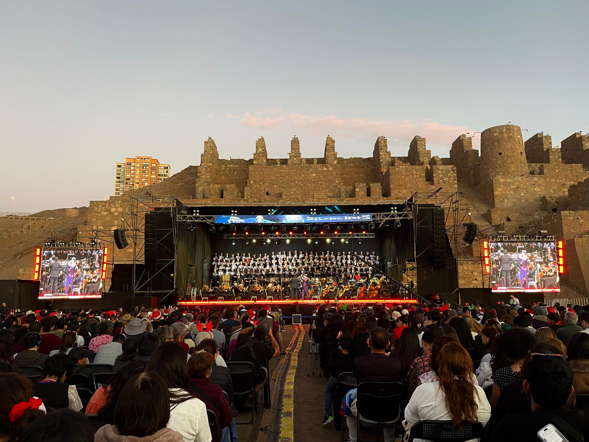 Multitudinario y emotivo XXXII Concierto de Navidad en las Ruinas de ...